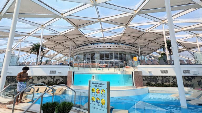 A Guide To Dining Options And Restaurants On Wonder Of The Seas